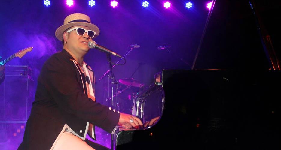 Hire Joel Coombes (Elton John Tribute) | Booking Agent